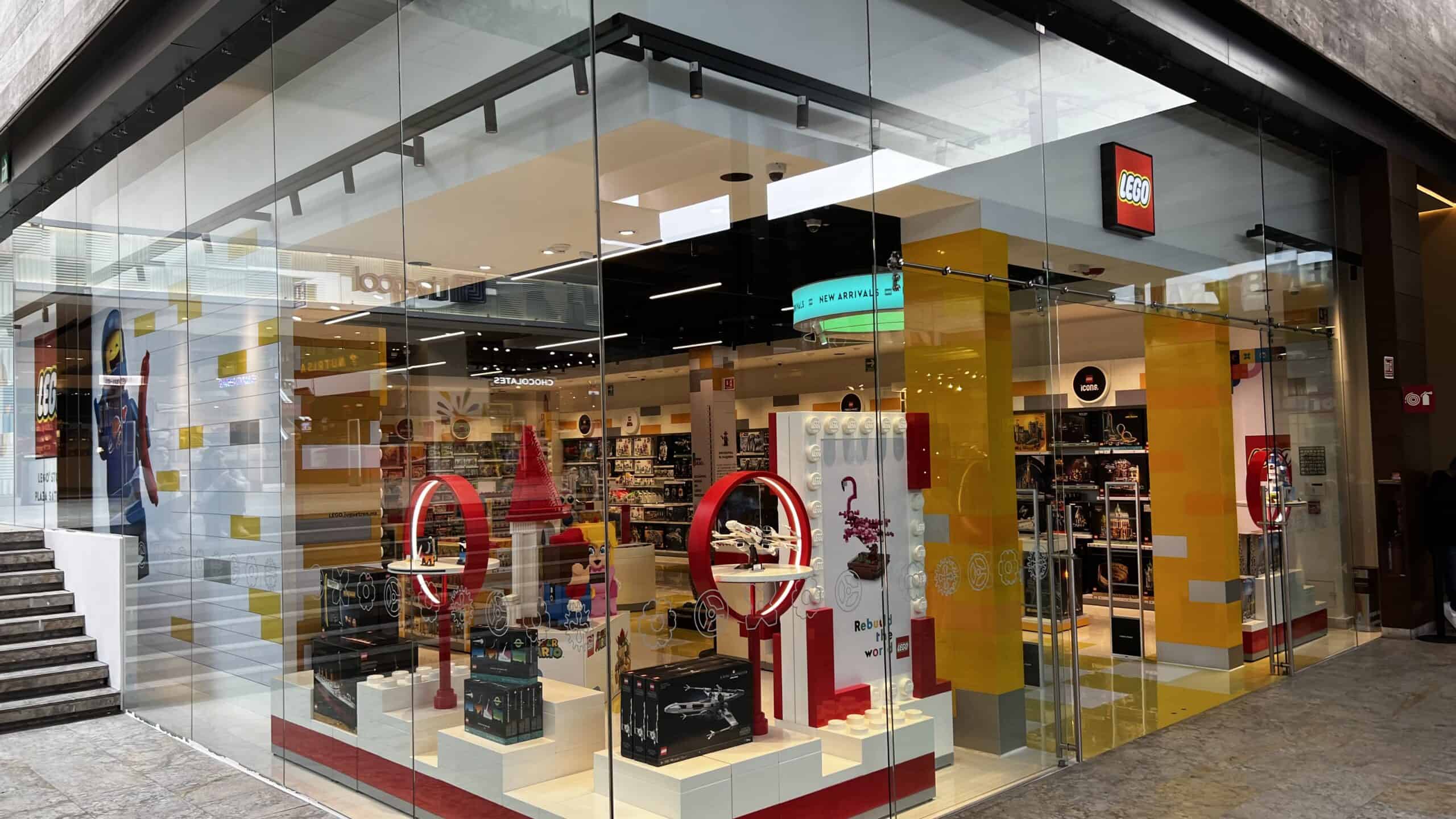 Lego inaugura tienda en el Estado de México