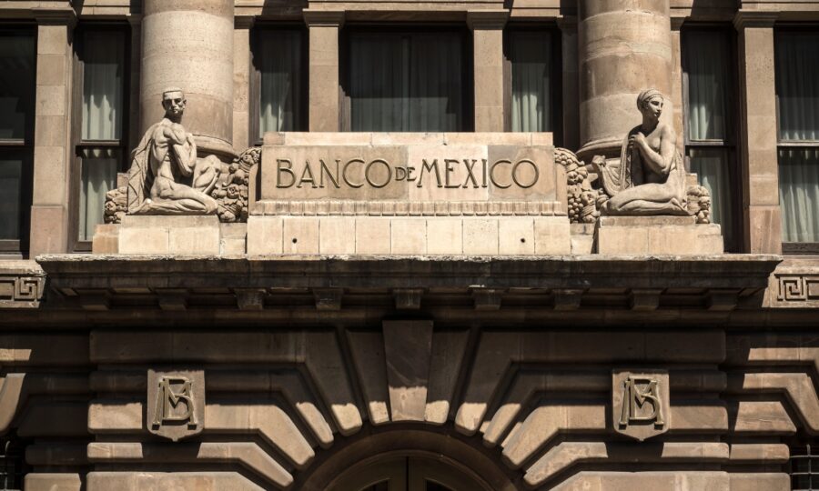 Banxico deja sin cambios la tasa de interés en 11.25%