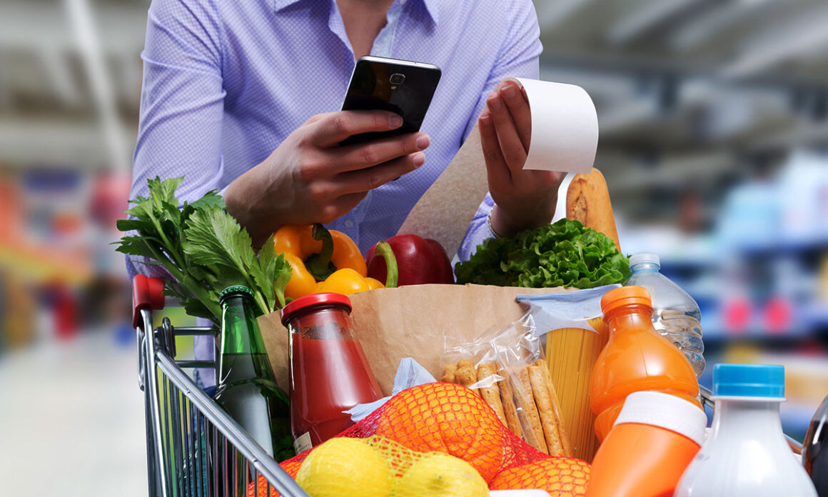 La depreciación del dólar y remesas incidieron en el consumo