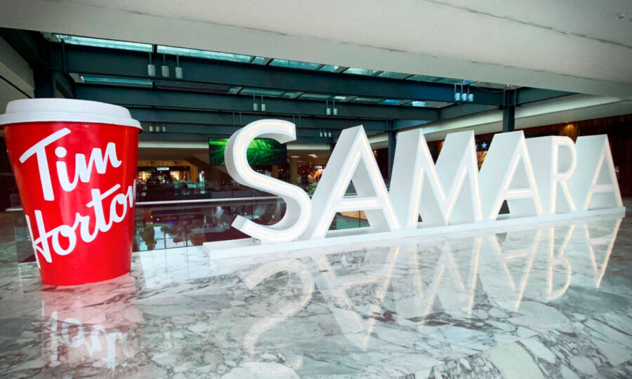 ¿En qué sitio se encuentra la cafetería Tim Hortons en la Ciudad de México?