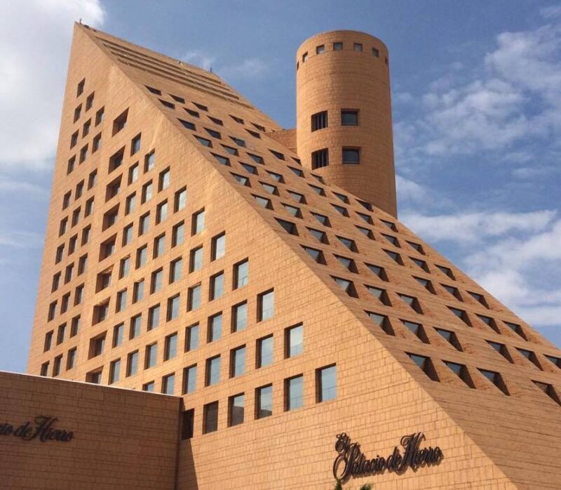 Así fue como creó Alberto Bailleres la marca El Palacio de Hierro