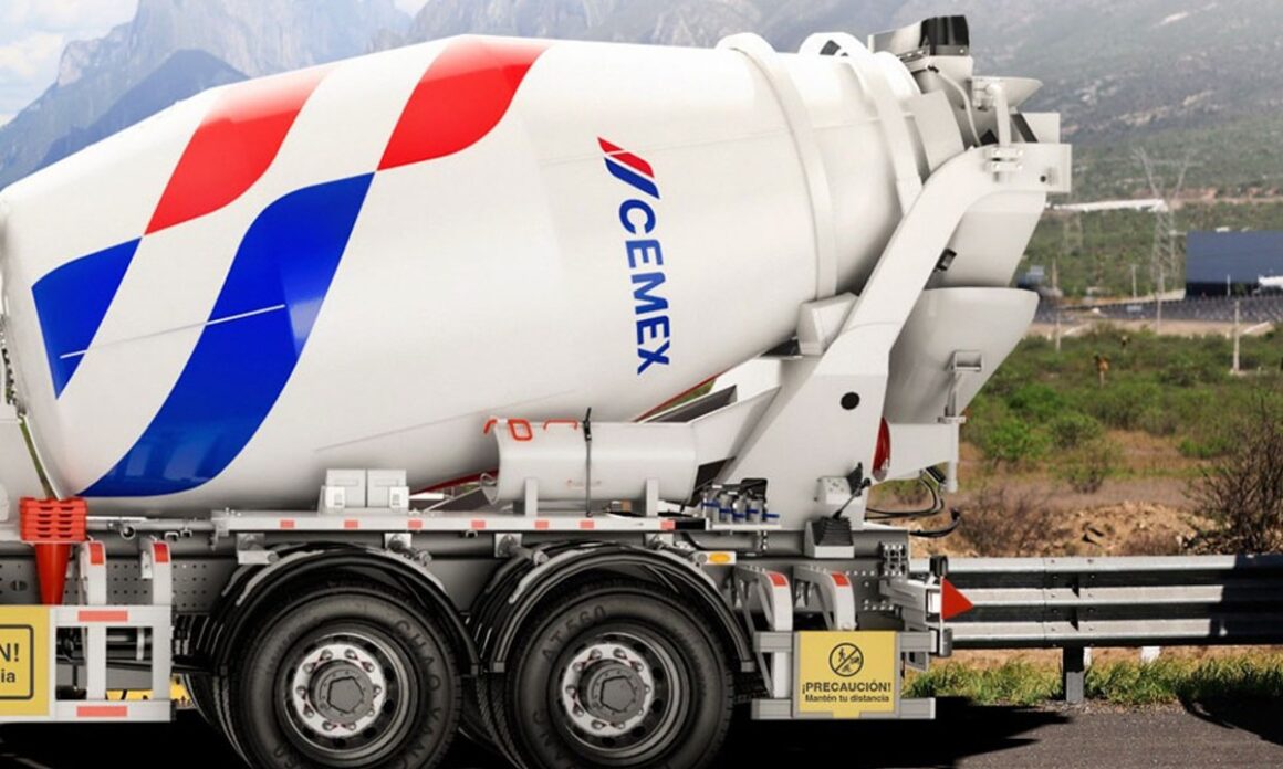 ¿Qué empresario es el accionista mayoritario de Cemex?