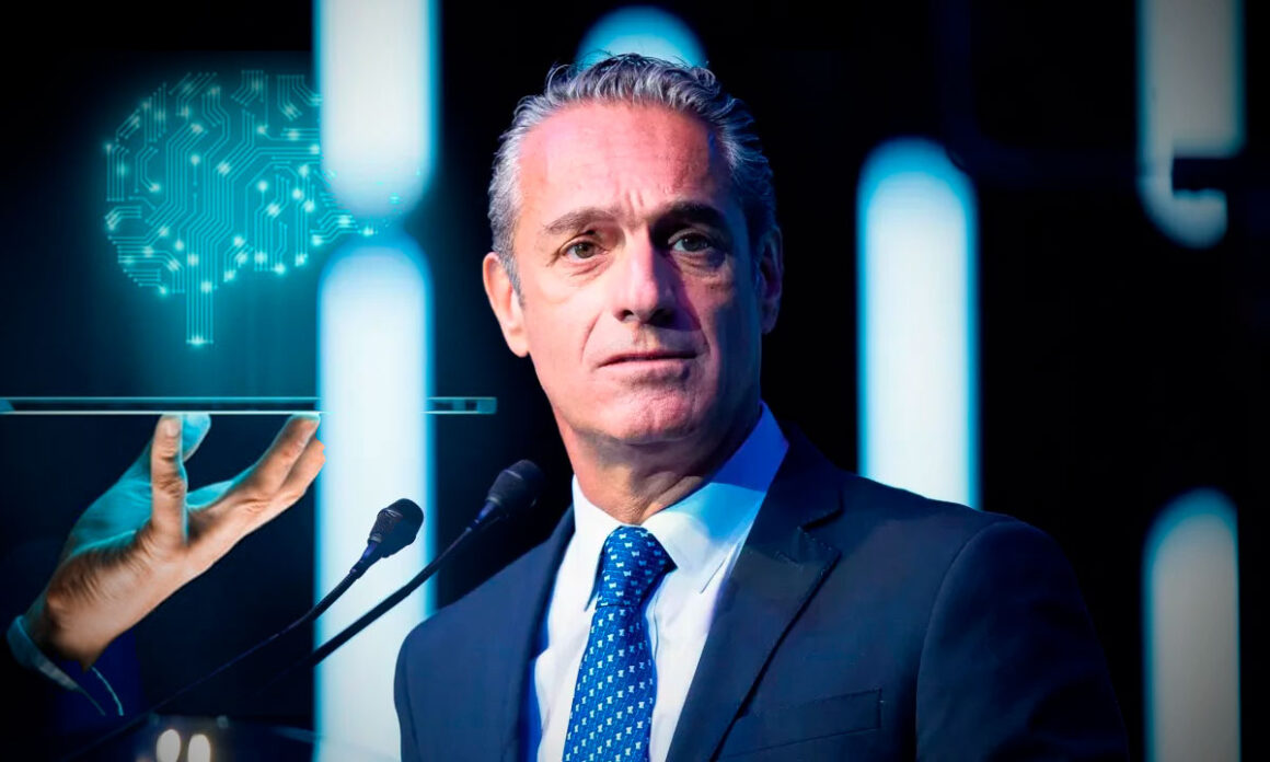 Carlos Slim Domit lleva la tecnología a los negocios